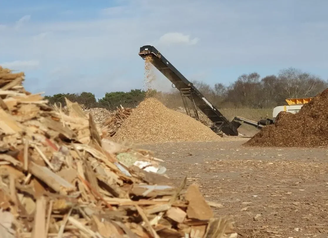 Wood Waste Recycling | Services | This Is Eco